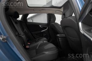 Volvo V40 2015 Jelgava, ar dzinēja tilpumu 1.60 L un nobraukumu 279 tūkst. km par 6000 €, foto 11 vietnē AUTOMOTO.COM.LV