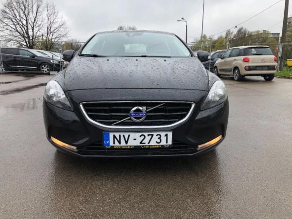 Volvo V40 2015 in Riga, with an engine capacity of 1.60 L and mileage of 147 thousand km for 7750 €, photo 5 on AUTOMOTO.COM.LV