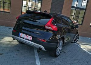 Volvo V40 2015 in Riga, with an engine capacity of 2.00 L and mileage of 248 thousand km for 9900 €, photo 4 on AUTOMOTO.COM.LV