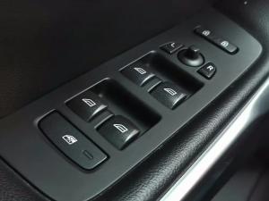 Volvo V40 2015 in Riga, with an engine capacity of 2.00 L and mileage of 248 thousand km for 9900 €, photo 19 on AUTOMOTO.COM.LV