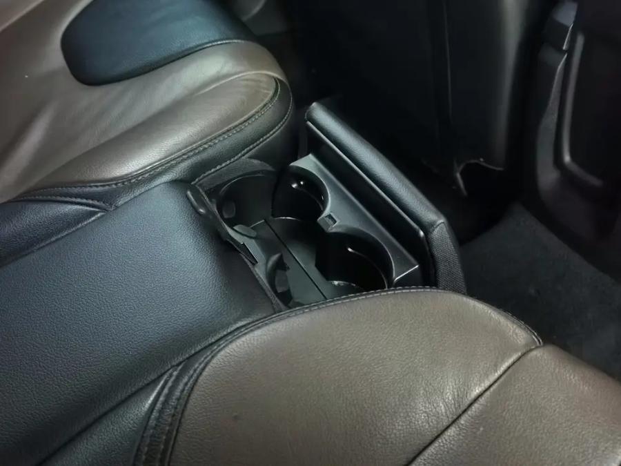 Volvo V40 2015 in Riga, with an engine capacity of 2.00 L and mileage of 248 thousand km for 9900 €, photo 20 on AUTOMOTO.COM.LV