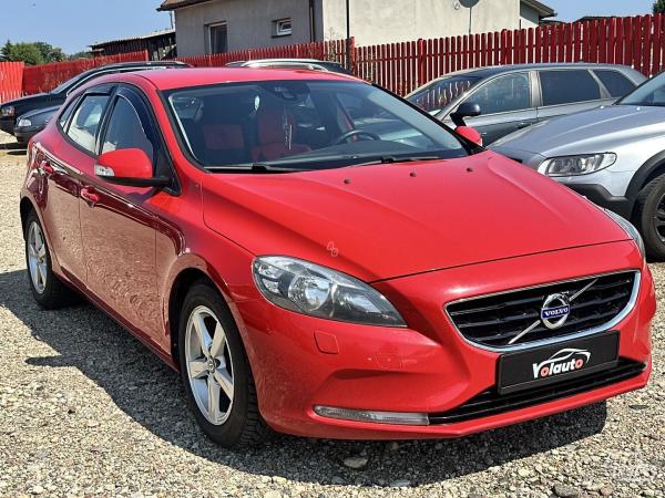 Volvo V40 2015 in Pabrade, with an engine capacity of 1.60 L and mileage of 229 thousand km for 5400 €, photo 2 on AUTOMOTO.COM.LV