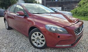 Volvo V40 2015 Kauņa, ar dzinēja tilpumu 1.60 L un nobraukumu 262 tūkst. km par 3699 €, foto  vietnē AUTOMOTO.COM.LV