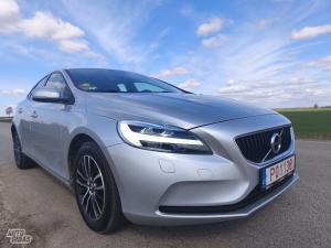 Volvo V40 2016 Viļņa, ar dzinēja tilpumu 2.00 L un nobraukumu 214 tūkst. km par 7500 €, foto  vietnē AUTOMOTO.COM.LV