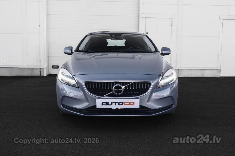 Volvo V40 2016 Tallina, ar dzinēja tilpumu 2.00 L un nobraukumu 276 tūkst. km par 9999 €, foto 3 vietnē AUTOMOTO.COM.LV
