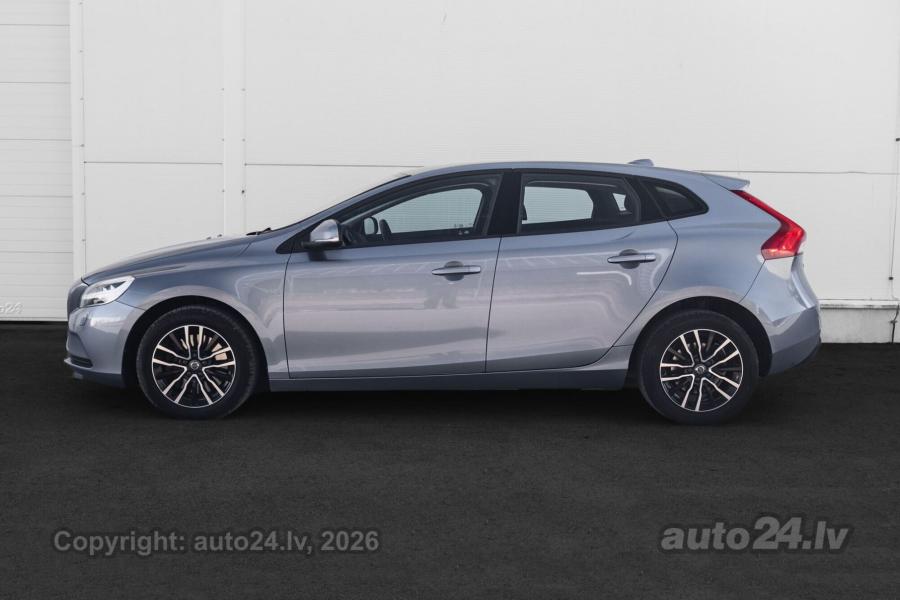 Volvo V40 2016 Tallina, ar dzinēja tilpumu 2.00 L un nobraukumu 276 tūkst. km par 9999 €, foto 6 vietnē AUTOMOTO.COM.LV