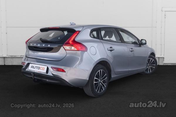 Volvo V40 2016 Tallina, ar dzinēja tilpumu 2.00 L un nobraukumu 276 tūkst. km par 9999 €, foto 8 vietnē AUTOMOTO.COM.LV