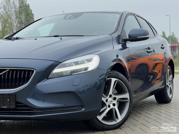 Volvo V40 2016 in Taurage, with an engine capacity of 2.00 L and mileage of 273 thousand km for 8500 €, photo 3 on AUTOMOTO.COM.LV