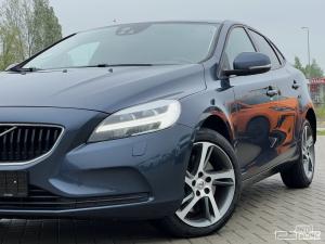Volvo V40 2016 in Taurage, with an engine capacity of 2.00 L and mileage of 273 thousand km for 8500 €, photo 4 on AUTOMOTO.COM.LV
