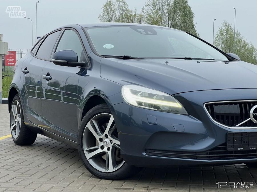 Volvo V40 2016 in Taurage, with an engine capacity of 2.00 L and mileage of 273 thousand km for 8500 €, photo 8 on AUTOMOTO.COM.LV