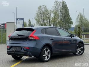 Volvo V40 2016 in Taurage, with an engine capacity of 2.00 L and mileage of 273 thousand km for 8500 €, photo 11 on AUTOMOTO.COM.LV