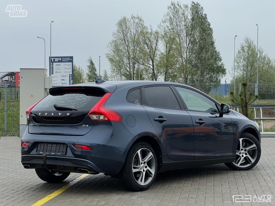 Volvo V40 2016 in Taurage, with an engine capacity of 2.00 L and mileage of 273 thousand km for 8500 €, photo 11 on AUTOMOTO.COM.LV