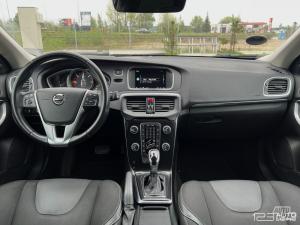 Volvo V40 2016 in Taurage, with an engine capacity of 2.00 L and mileage of 273 thousand km for 8500 €, photo 18 on AUTOMOTO.COM.LV