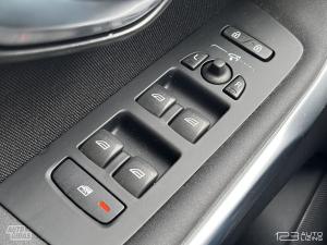 Volvo V40 2016 in Taurage, with an engine capacity of 2.00 L and mileage of 273 thousand km for 8500 €, photo 27 on AUTOMOTO.COM.LV