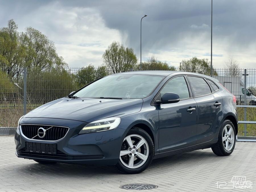 Volvo V40 2016 Tauragė, ar dzinēja tilpumu 2.00 L un nobraukumu 270 tūkst. km par 7300 €, foto 1 vietnē AUTOMOTO.COM.LV