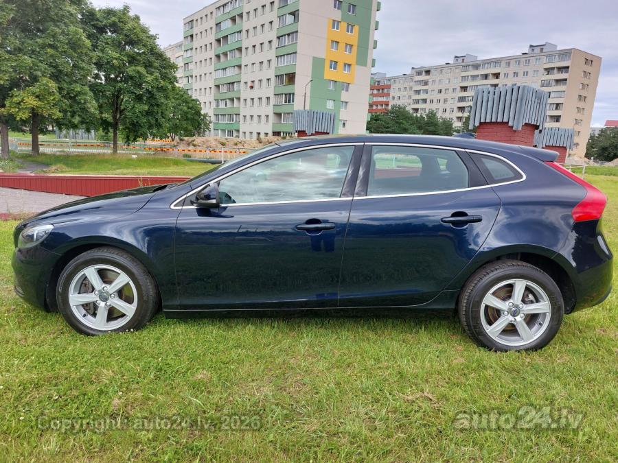 Вольво В40 2016 в Таллин, объемом двигателя 2.00 л и пробегом 185 тыс. км за 7700 €, фото 14 на AUTOMOTO.COM.LV