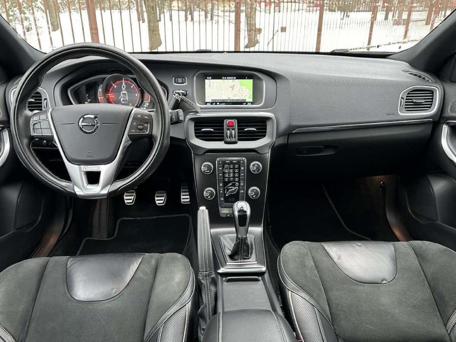 Volvo V40 2016 Kauņa, ar dzinēja tilpumu 2.00 L un nobraukumu 223 tūkst. km par 8950 €, foto 10 vietnē AUTOMOTO.COM.LV