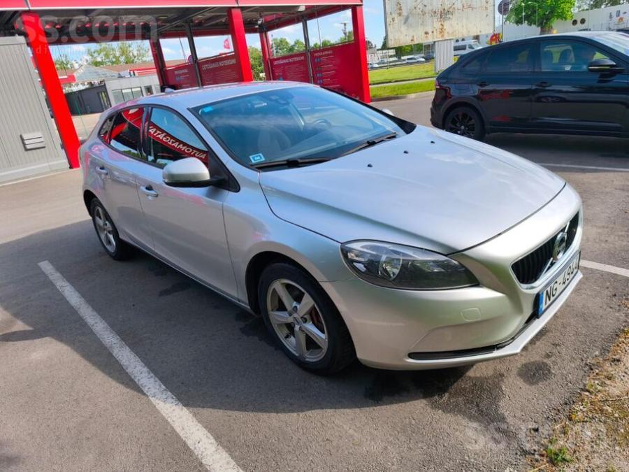 Вольво В40 2017 в Рига, объемом двигателя 2.00 л и пробегом 139 тыс. км за 9500 €, фото 6 на AUTOMOTO.COM.LV