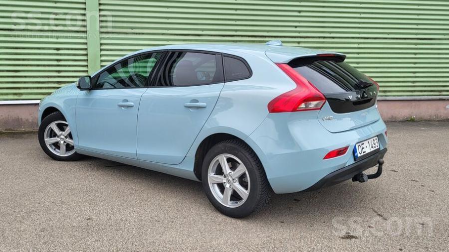 Volvo V40 2017 in Riga, with an engine capacity of 2.00 L and mileage of 249 thousand km for 7790 €, photo 12 on AUTOMOTO.COM.LV