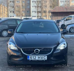 Volvo V40 2017 in Narva, with an engine capacity of 2.00 L and mileage of 279 thousand km for 6990 €, photo  on AUTOMOTO.COM.LV