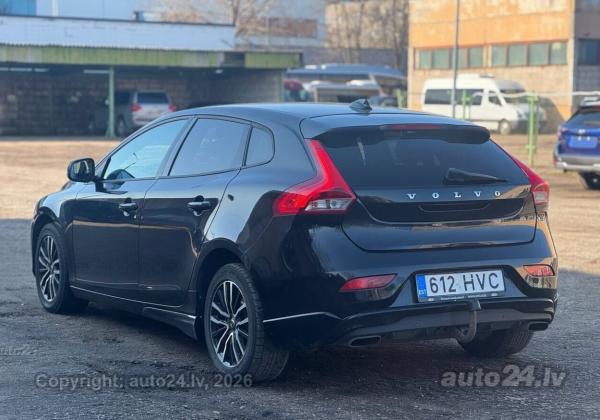 Volvo V40 2017 in Narva, with an engine capacity of 2.00 L and mileage of 279 thousand km for 6990 €, photo 5 on AUTOMOTO.COM.LV