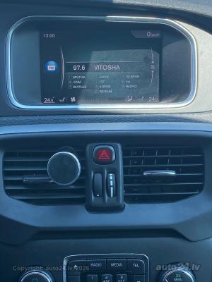 Volvo V40 2017 in Tallinn, with an engine capacity of 2.00 L and mileage of 167 thousand km for 12400 €, photo 7 on AUTOMOTO.COM.LV