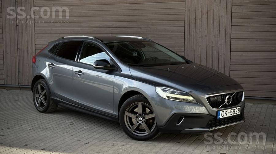 Volvo V40 2017 Jelgava, ar dzinēja tilpumu 2.00 L un nobraukumu 174 tūkst. km par 11890 €, foto 1 vietnē AUTOMOTO.COM.LV