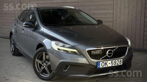 Volvo V40 2017 Jelgava, ar dzinēja tilpumu 2.00 L un nobraukumu 174 tūkst. km par 11890 €, foto 2 vietnē AUTOMOTO.COM.LV