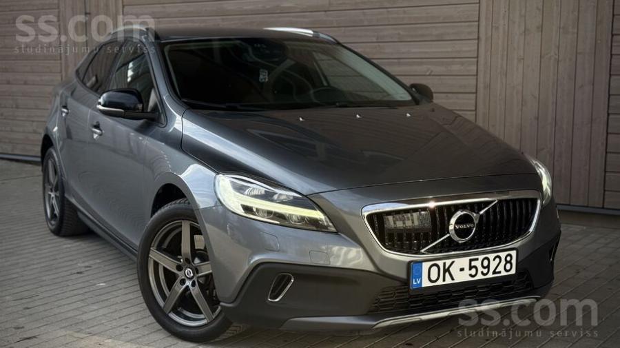 Volvo V40 2017 Jelgava, ar dzinēja tilpumu 2.00 L un nobraukumu 174 tūkst. km par 11890 €, foto 3 vietnē AUTOMOTO.COM.LV