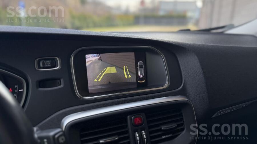 Volvo V40 2017 Jelgava, ar dzinēja tilpumu 2.00 L un nobraukumu 174 tūkst. km par 11890 €, foto 28 vietnē AUTOMOTO.COM.LV