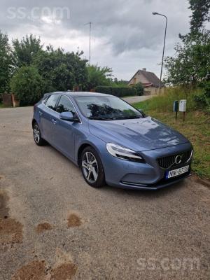 Volvo V40 2017 in Tukums, with an engine capacity of 2.00 L and mileage of 244 thousand km for 10500 €, photo 5 on AUTOMOTO.COM.LV