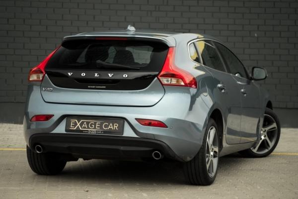 Volvo V40 2017 Rīga, ar dzinēja tilpumu 2.00 L un nobraukumu 220 tūkst. km par 13990 €, foto 7 vietnē AUTOMOTO.COM.LV