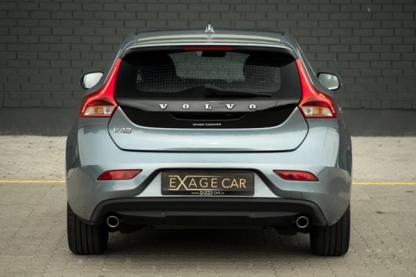 Volvo V40 2017 Rīga, ar dzinēja tilpumu 2.00 L un nobraukumu 220 tūkst. km par 13990 €, foto 9 vietnē AUTOMOTO.COM.LV