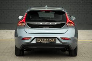 Volvo V40 2017 Rīga, ar dzinēja tilpumu 2.00 L un nobraukumu 220 tūkst. km par 13990 €, foto 10 vietnē AUTOMOTO.COM.LV