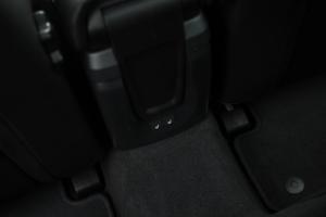 Volvo V40 2017 Rīga, ar dzinēja tilpumu 2.00 L un nobraukumu 220 tūkst. km par 13990 €, foto 16 vietnē AUTOMOTO.COM.LV