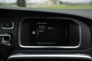 Volvo V40 2017 Rīga, ar dzinēja tilpumu 2.00 L un nobraukumu 220 tūkst. km par 13990 €, foto 25 vietnē AUTOMOTO.COM.LV