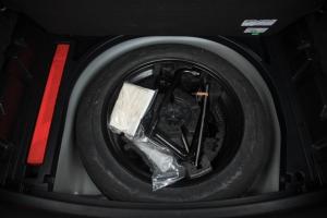 Volvo V40 2017 Rīga, ar dzinēja tilpumu 2.00 L un nobraukumu 220 tūkst. km par 13990 €, foto 33 vietnē AUTOMOTO.COM.LV