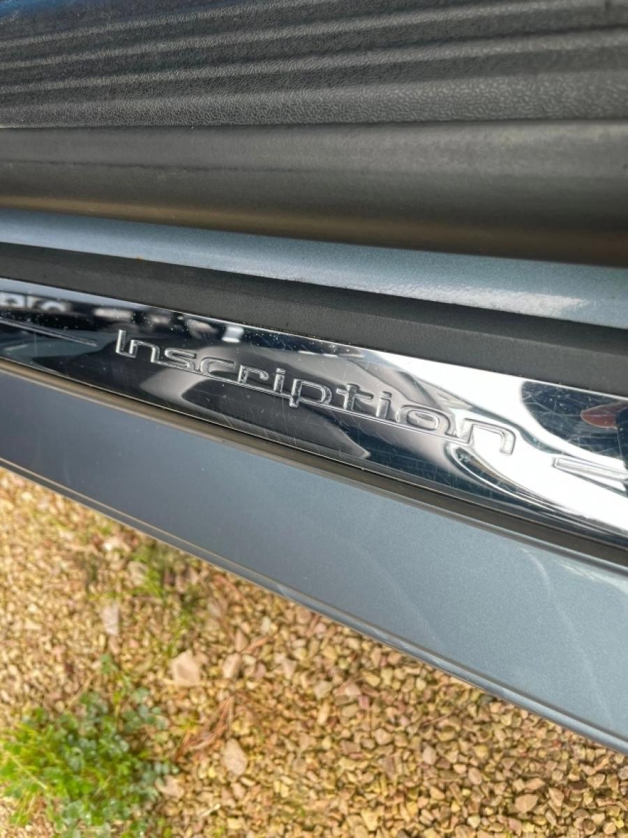 Volvo V40 2017 Rīga, ar dzinēja tilpumu 2.00 L un nobraukumu 220 tūkst. km par 13990 €, foto 35 vietnē AUTOMOTO.COM.LV