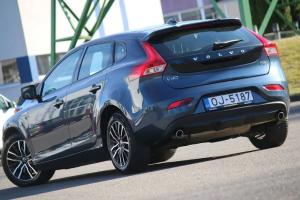 Volvo V40 2017 Rīga, ar dzinēja tilpumu 2.00 L un nobraukumu 0 tūkst. km par 9690 €, foto 5 vietnē AUTOMOTO.COM.LV