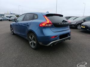 Volvo V40 2017 in Vilnius, with an engine capacity of 1.97 L and mileage of 180 thousand km for 6900 €, photo 4 on AUTOMOTO.COM.LV