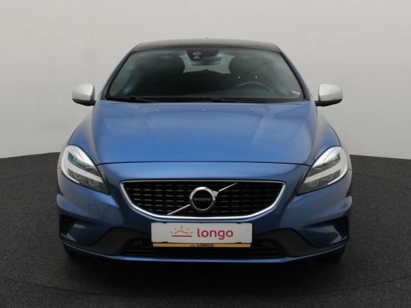 Volvo V40 2018 Viļņa, ar dzinēja tilpumu 2.00 L un nobraukumu 222 tūkst. km par 11199 €, foto 3 vietnē AUTOMOTO.COM.LV
