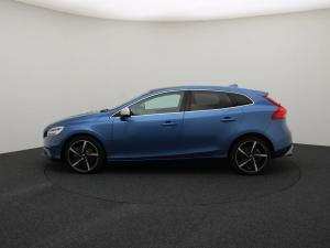 Volvo V40 2018 in Vilnius, with an engine capacity of 2.00 L and mileage of 222 thousand km for 11199 €, photo 5 on AUTOMOTO.COM.LV