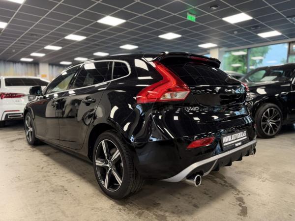 Volvo V40 2019 in Klaipeda, with an engine capacity of 1.97 L and mileage of 195 thousand km for 12450 €, photo 5 on AUTOMOTO.COM.LV