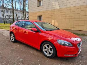 Oranžs Volvo V40 2013 Tauragė, ar dzinēja tilpumu 1.56 L un nobraukumu 170 tūkst. km par 2450 €, foto  vietnē AUTOMOTO.COM.LV