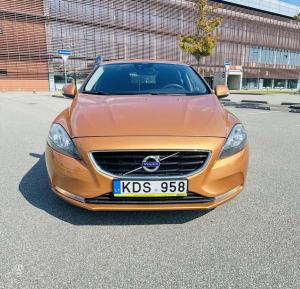 Oranžs Volvo V40 2013 Klaipėda, ar dzinēja tilpumu 1.56 L un nobraukumu 188 tūkst. km par 6900 €, foto 3 vietnē AUTOMOTO.COM.LV