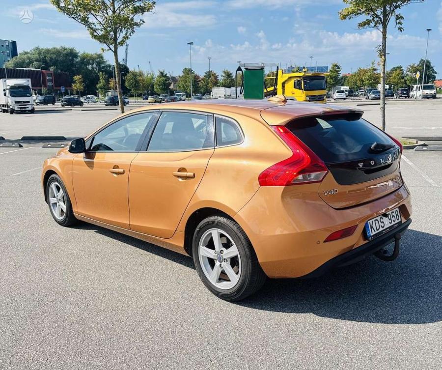 Oranžs Volvo V40 2013 Klaipėda, ar dzinēja tilpumu 1.56 L un nobraukumu 188 tūkst. km par 6900 €, foto 6 vietnē AUTOMOTO.COM.LV