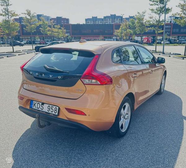 Oranžs Volvo V40 2013 Klaipėda, ar dzinēja tilpumu 1.56 L un nobraukumu 188 tūkst. km par 6900 €, foto 8 vietnē AUTOMOTO.COM.LV
