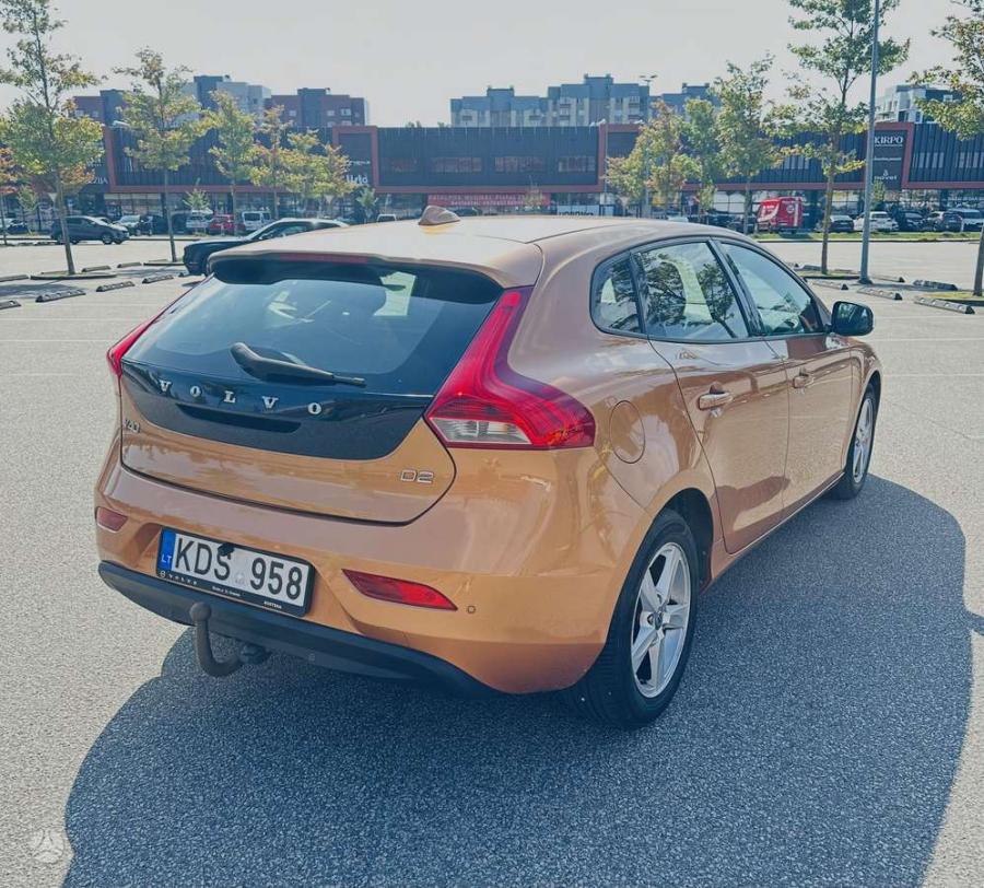 Oranžs Volvo V40 2013 Klaipėda, ar dzinēja tilpumu 1.56 L un nobraukumu 188 tūkst. km par 6900 €, foto 8 vietnē AUTOMOTO.COM.LV