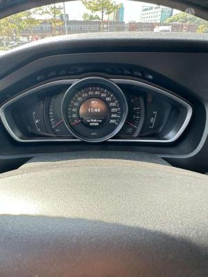 Oranžs Volvo V40 2013 Klaipėda, ar dzinēja tilpumu 1.56 L un nobraukumu 188 tūkst. km par 6900 €, foto 11 vietnē AUTOMOTO.COM.LV