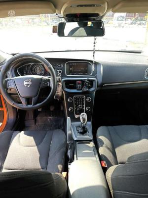 Oranžs Volvo V40 2013 Klaipėda, ar dzinēja tilpumu 1.56 L un nobraukumu 188 tūkst. km par 6900 €, foto 12 vietnē AUTOMOTO.COM.LV